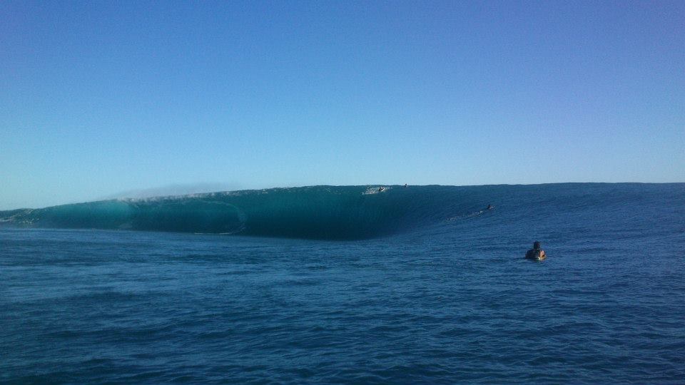 Teahupoo Surf Stop : Teahupoo Taxi boat & Tahiti Surf Trip