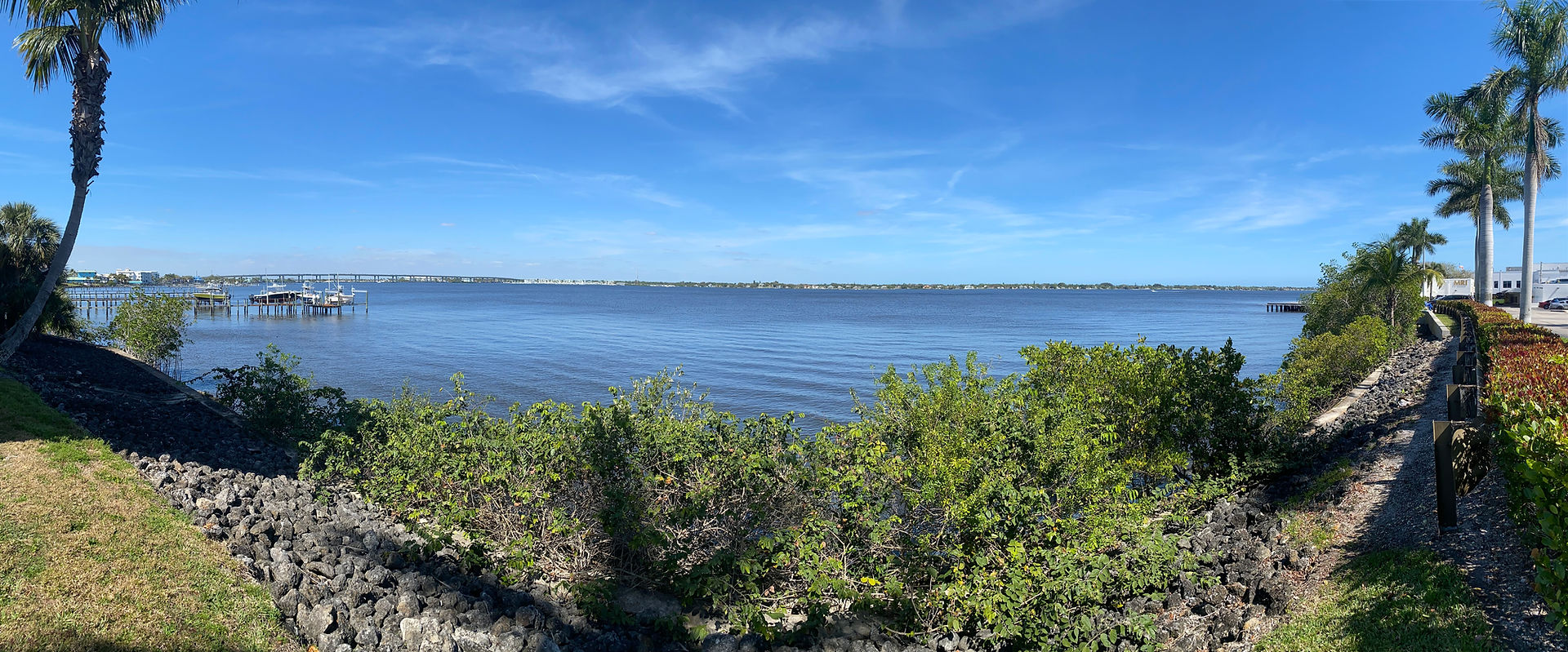 Premium Cataract Surgery | East Florida Eye Institute