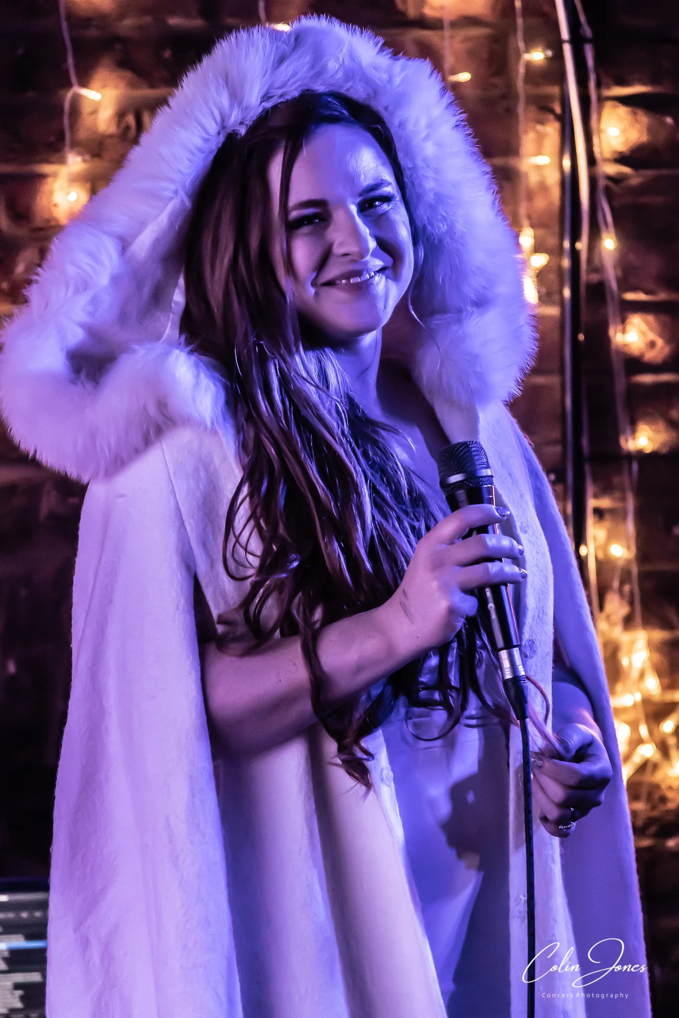 Devon Mayson, Terrianne - The Troubadour