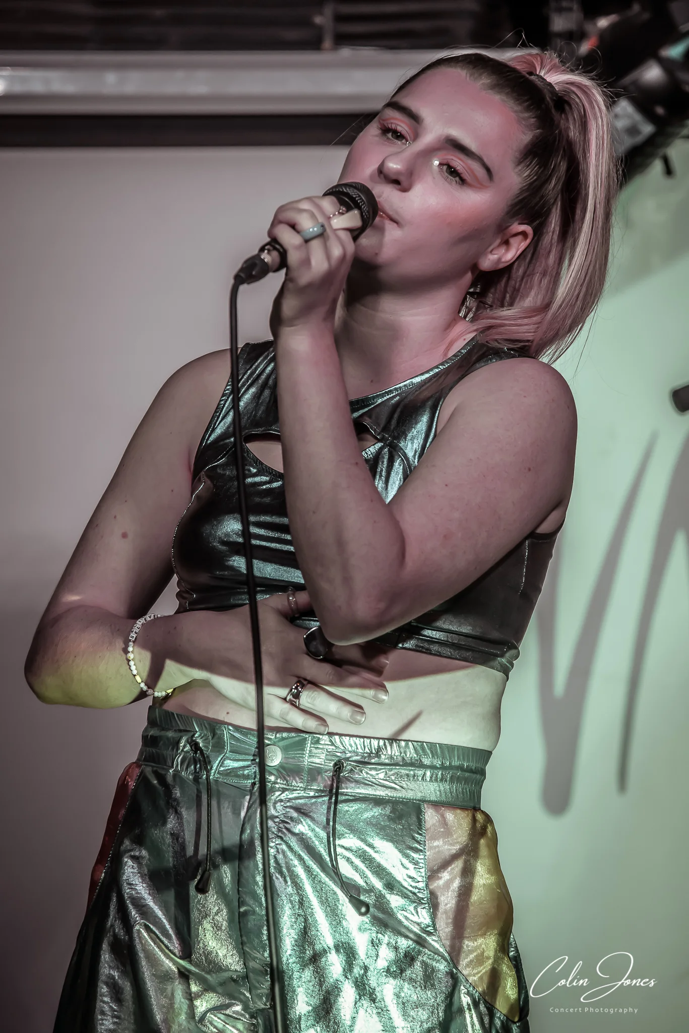 Devon Mayson, Terrianne - The Troubadour