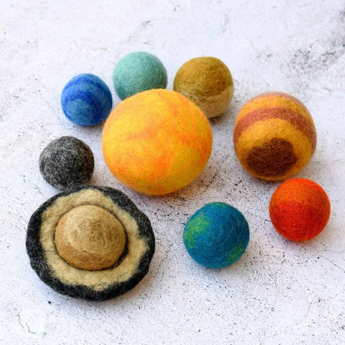 Tara Treasures Solar System Space Felt Planets | themulberrytreehouse