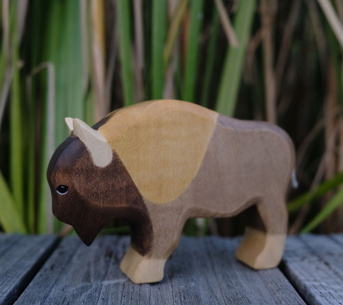 HolzWald Handmade Wooden Bison Figurine | themulberrytreehouse
