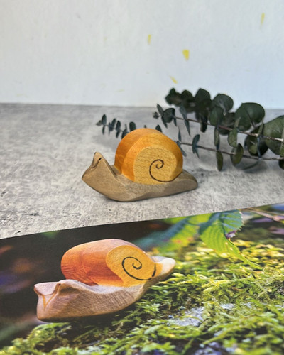 HolzWald Handmade Wooden Snail | themulberrytreehouse