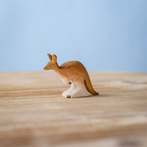 Bumbu Toys Handcrafted Young Wooden Kangaroo | themulberrytreehouse