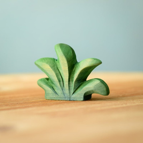 Bumbu Toys Wooden Mountain Bush Figurine | themulberrytreehouse