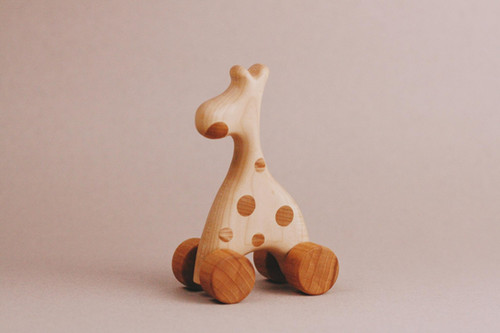 Handmade Mini Wooden Giraffe Pull Toy from Tateplota | themulberrytreehouse