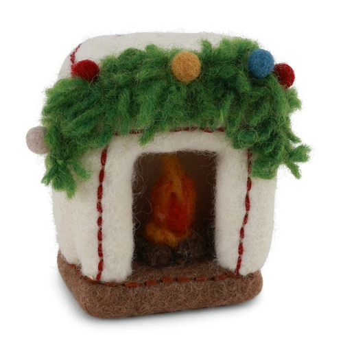 Gry & Sif Felt Fireplace with Garland | themulberrytreehouse