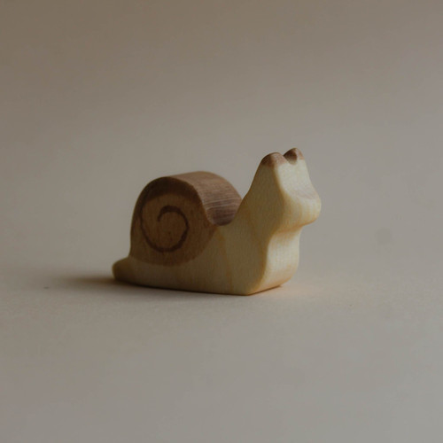 JUHARKA Handmade Wooden Snail | themulberrytreehouse