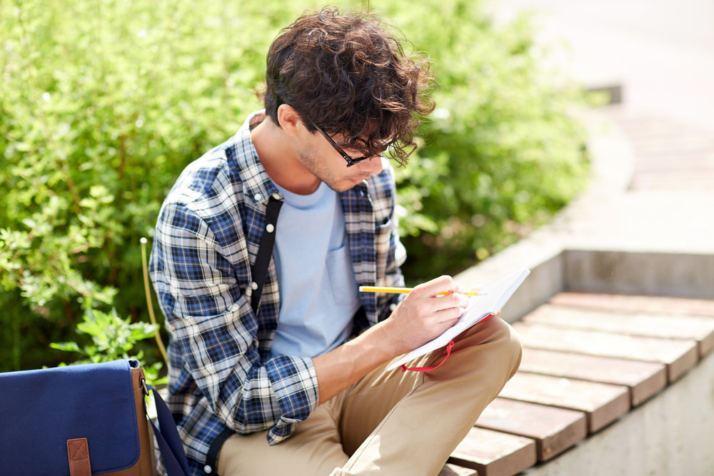 Four Ways to Help Your Disorganized Teens Transition to College