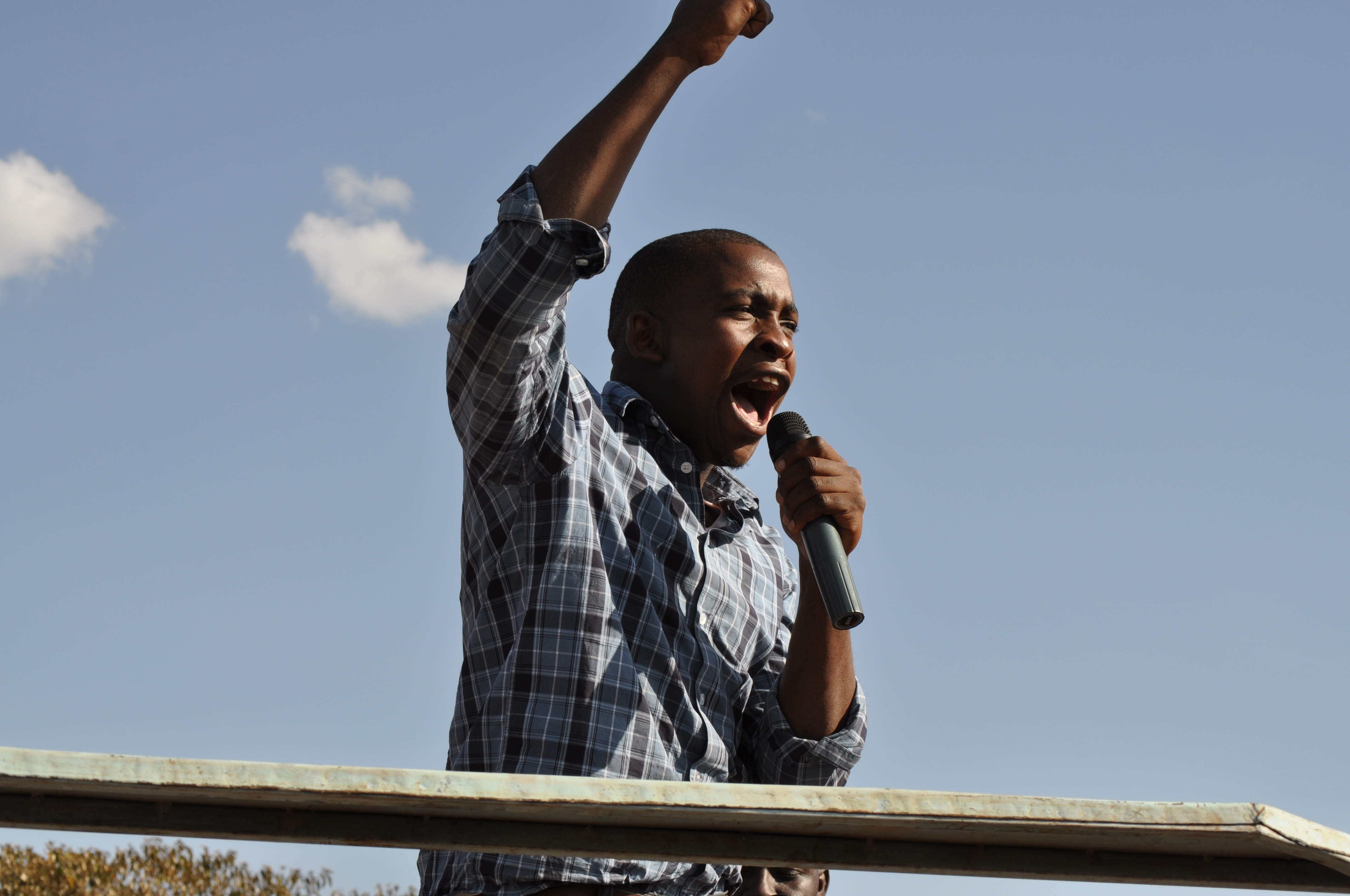 Dan Paget | Elections campaigns | Mass rallies | Political ideologies