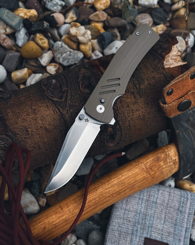 DARK BOLT STRATUS | Dark Bolt Design