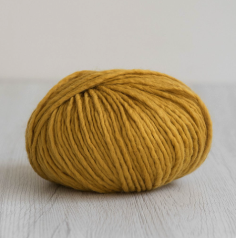 Amy the Squishy Bee Free Crochet Pattern By Elisa's Crochet