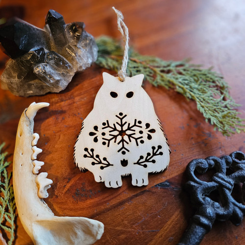 Yule Cat Ornament | yiskadesigns
