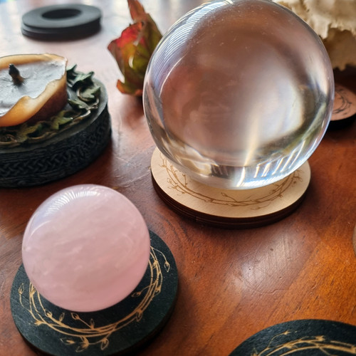 Botanical Crystal Sphere Display Stand | yiskadesigns