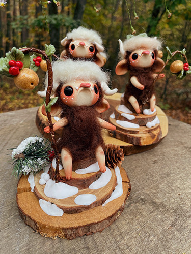 Cayte Custom | DreamKinz