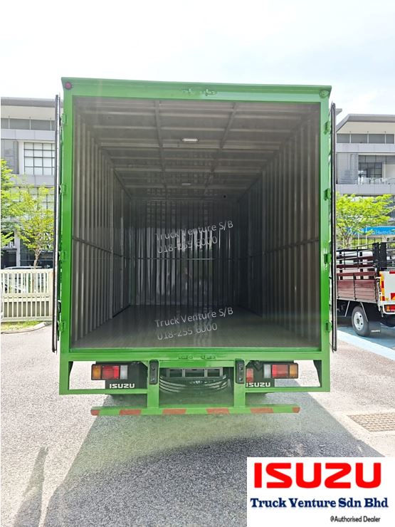 Isuzu Lorry 16.5ft Corrugated Box, Green Color (Model: NPR75UKH)