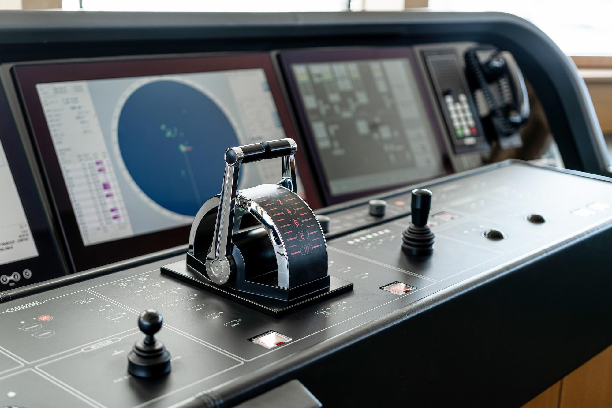 Yacht Second Officer Careers | Explore Today | YPI CREW