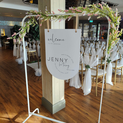 Upside Down Arch Welcome Sign | Flutterbeeze