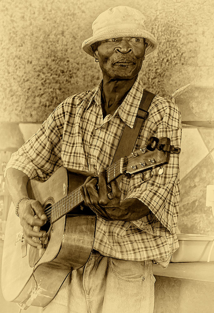 Robert Bolla, Artist of the Month