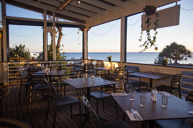 BOOK ONLINE | Fishheads Byron Bay