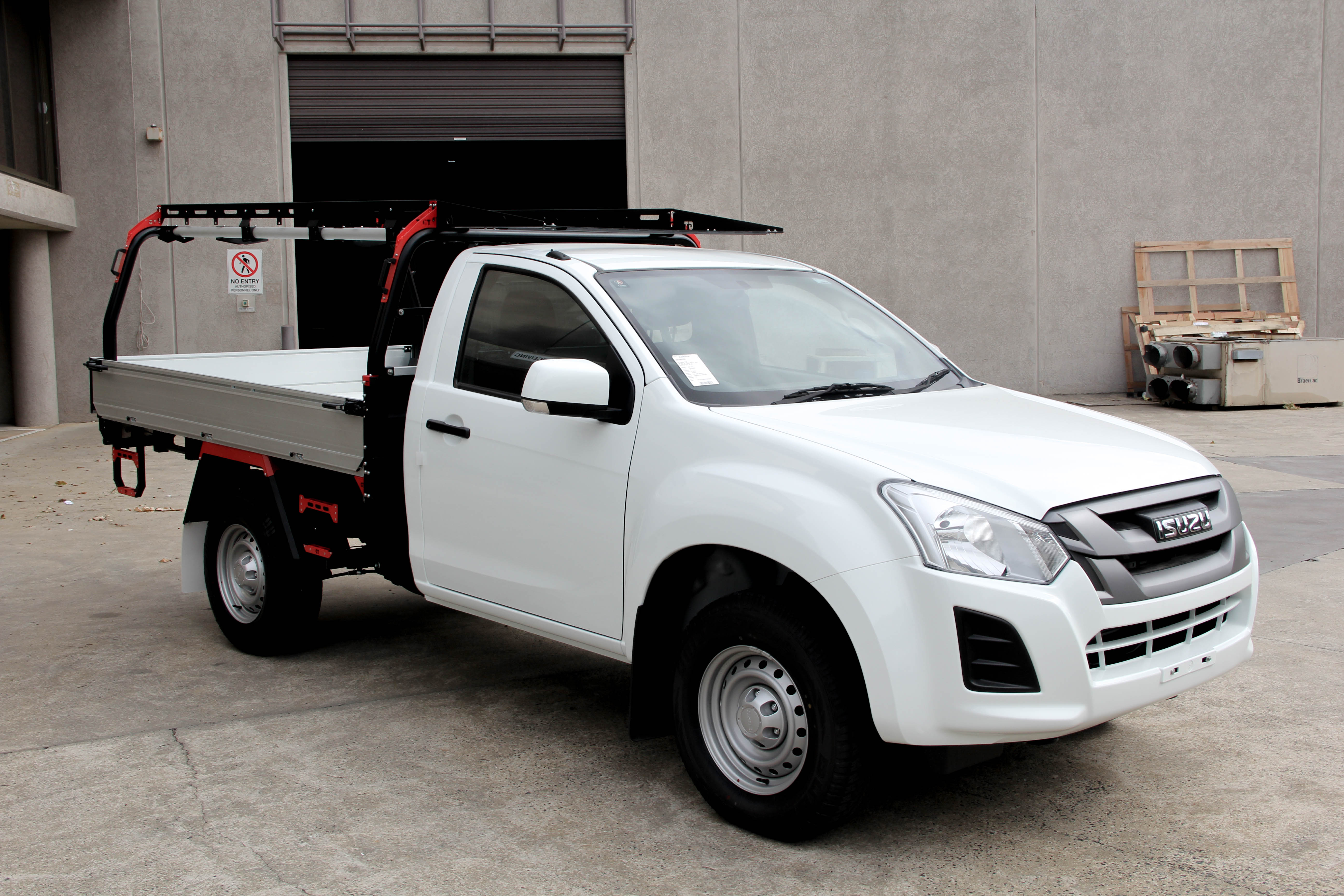 Trays suitable for ISUZU DMAX | gt-works