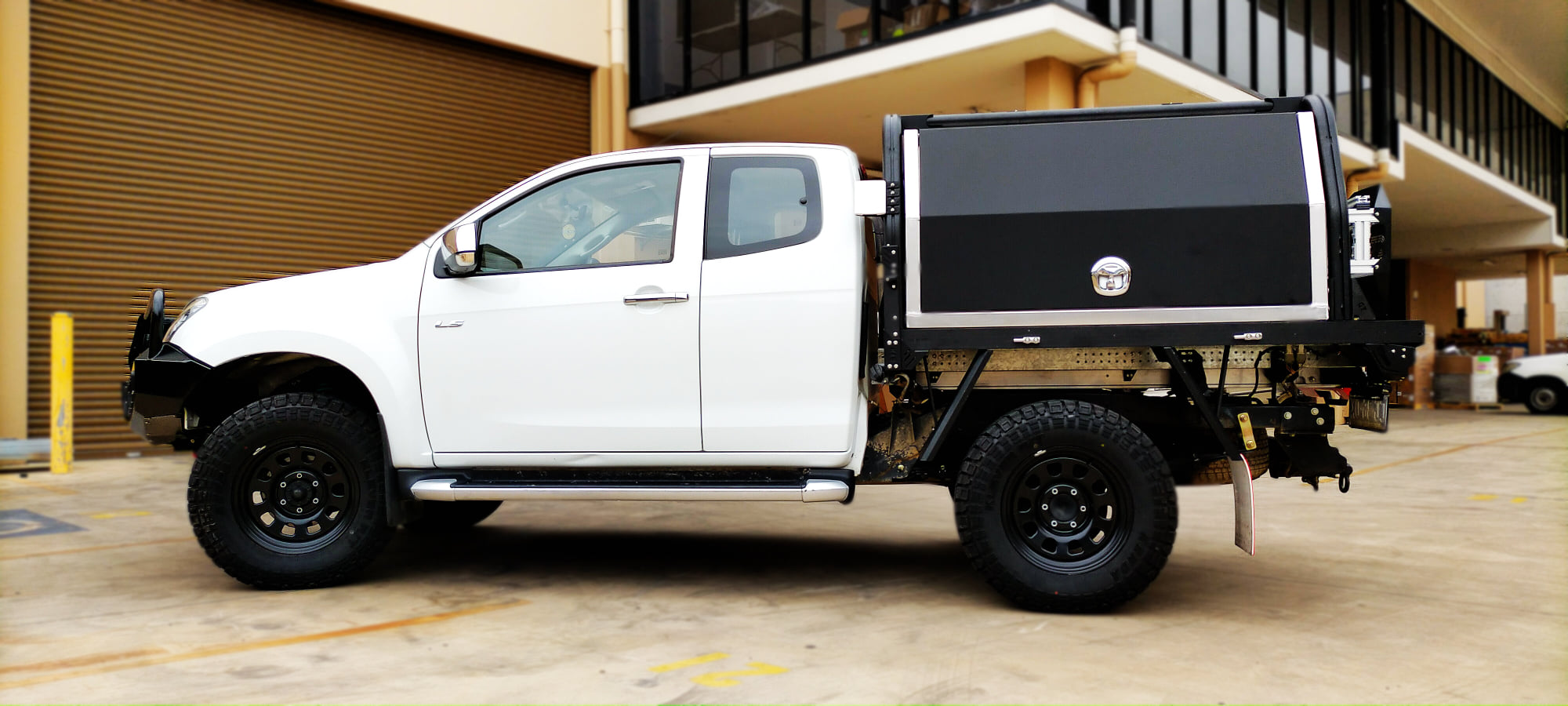 Trays suitable for ISUZU DMAX | gt-works