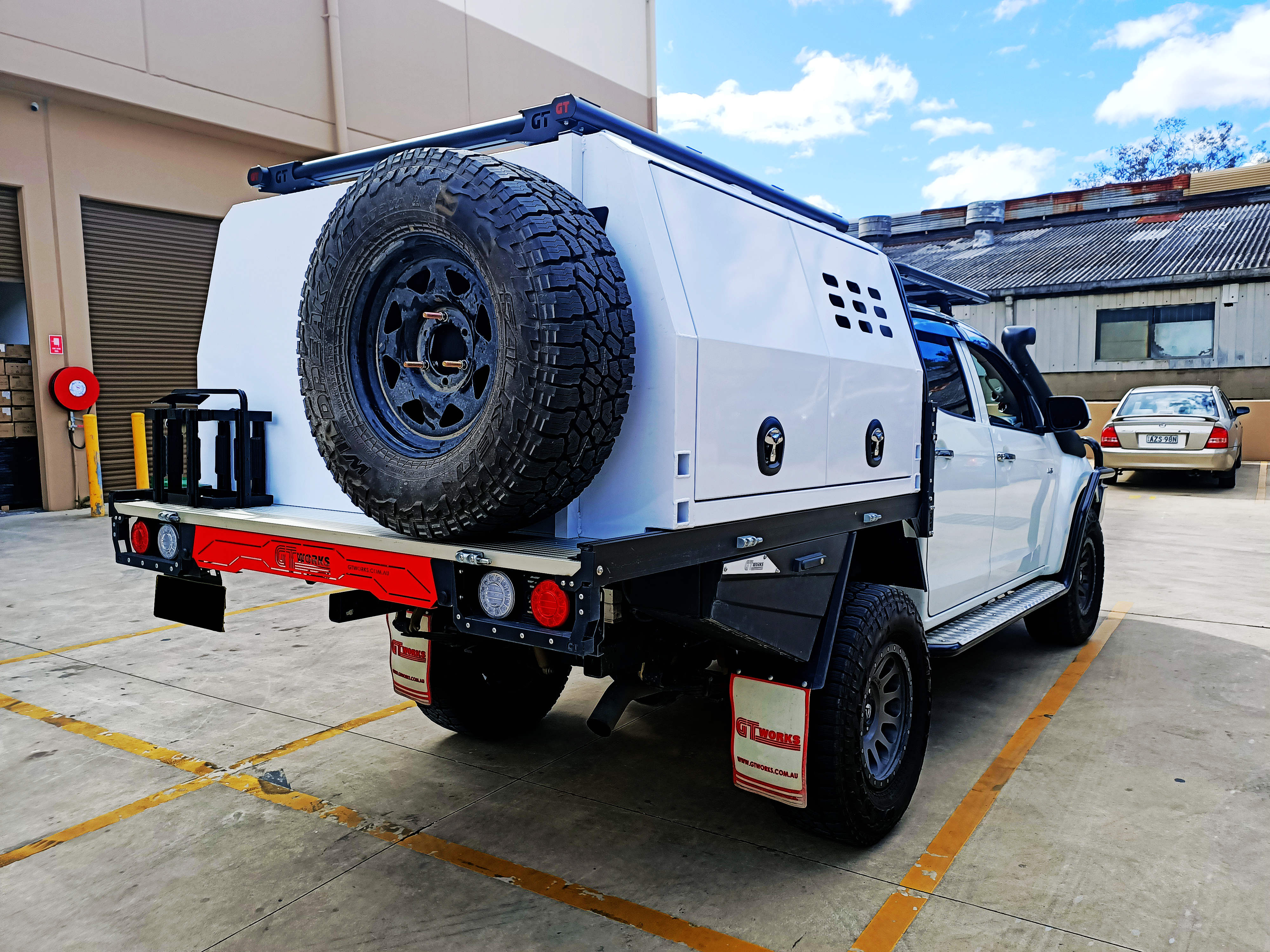 Trays suitable for ISUZU DMAX | gt-works