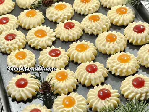 Keksi sa marmeladom