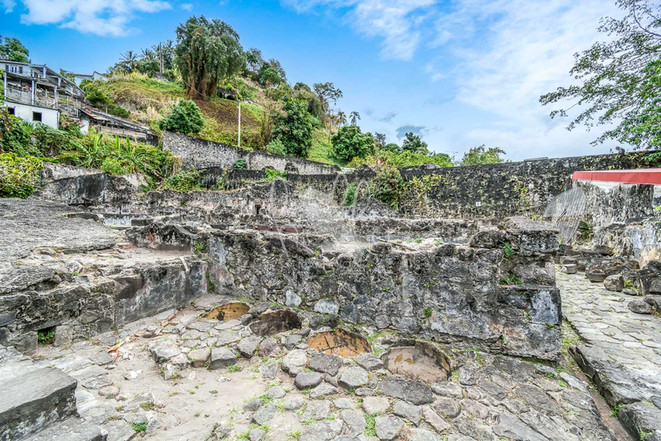 Le Cachot de Cyparis et la prison | Monuments Historiques | Hello ...