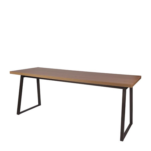 Skyler dining table | KIAN