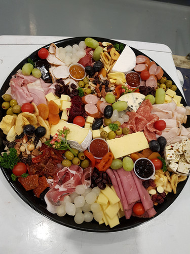 Deluxe Gourmet Grazing platter | kaitriscatering
