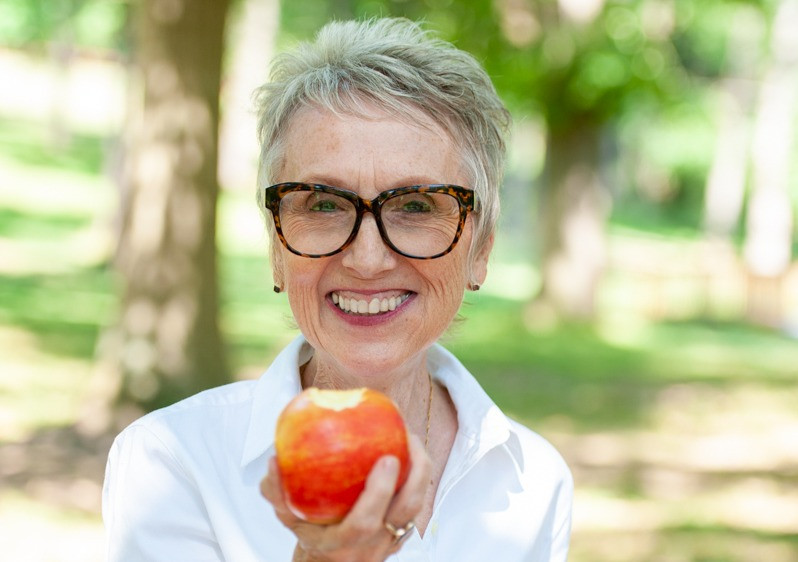 About │ Laura Roman