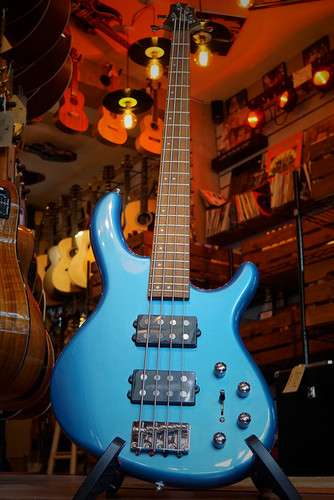 Cort Action HH4 | steeltownmusic