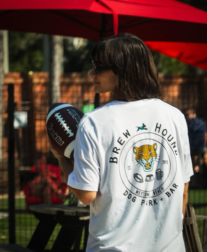 BrewHound White Cat Tee | BrewHound Dog Park