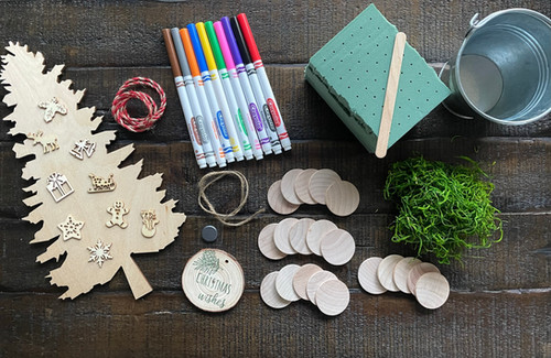 Rustic Family Christmas Tree, Craft Kit | FamilyTreeTraditions