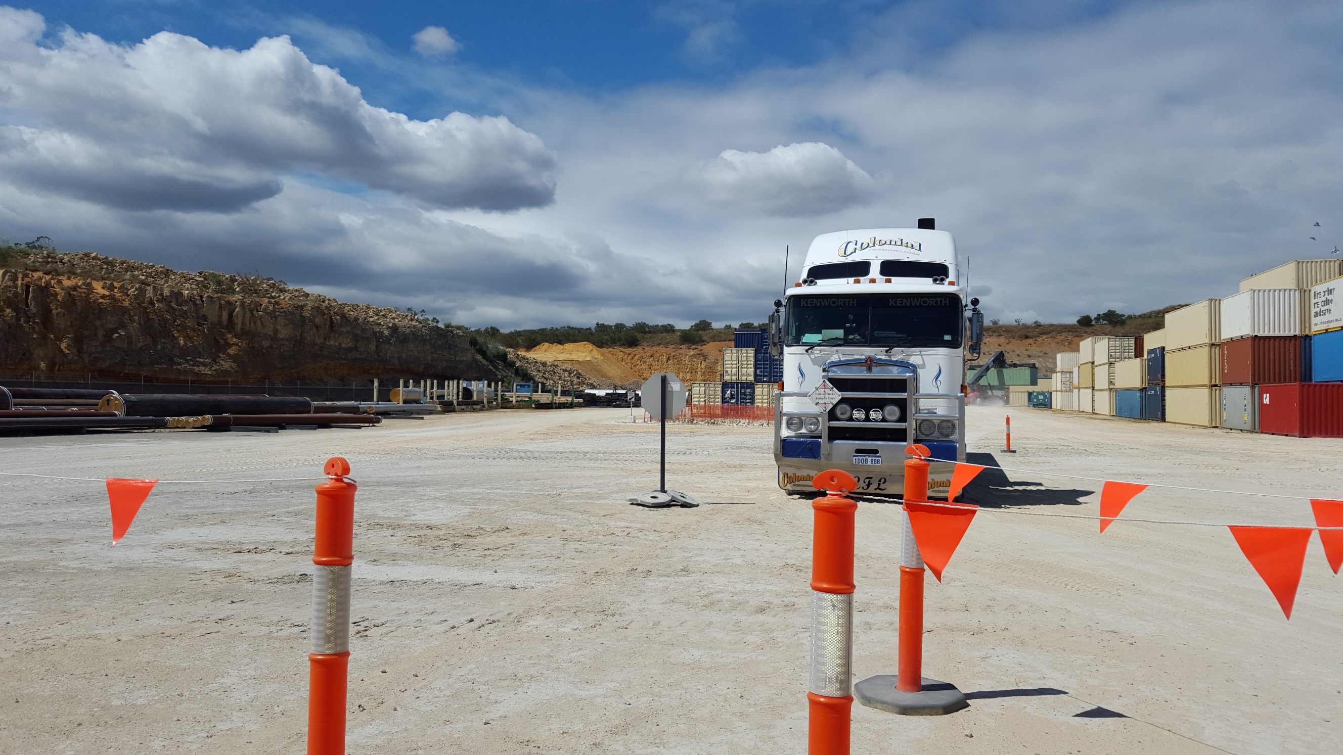 Colonial Freight Lines | Australia | Transport | Hauliers | Equipment