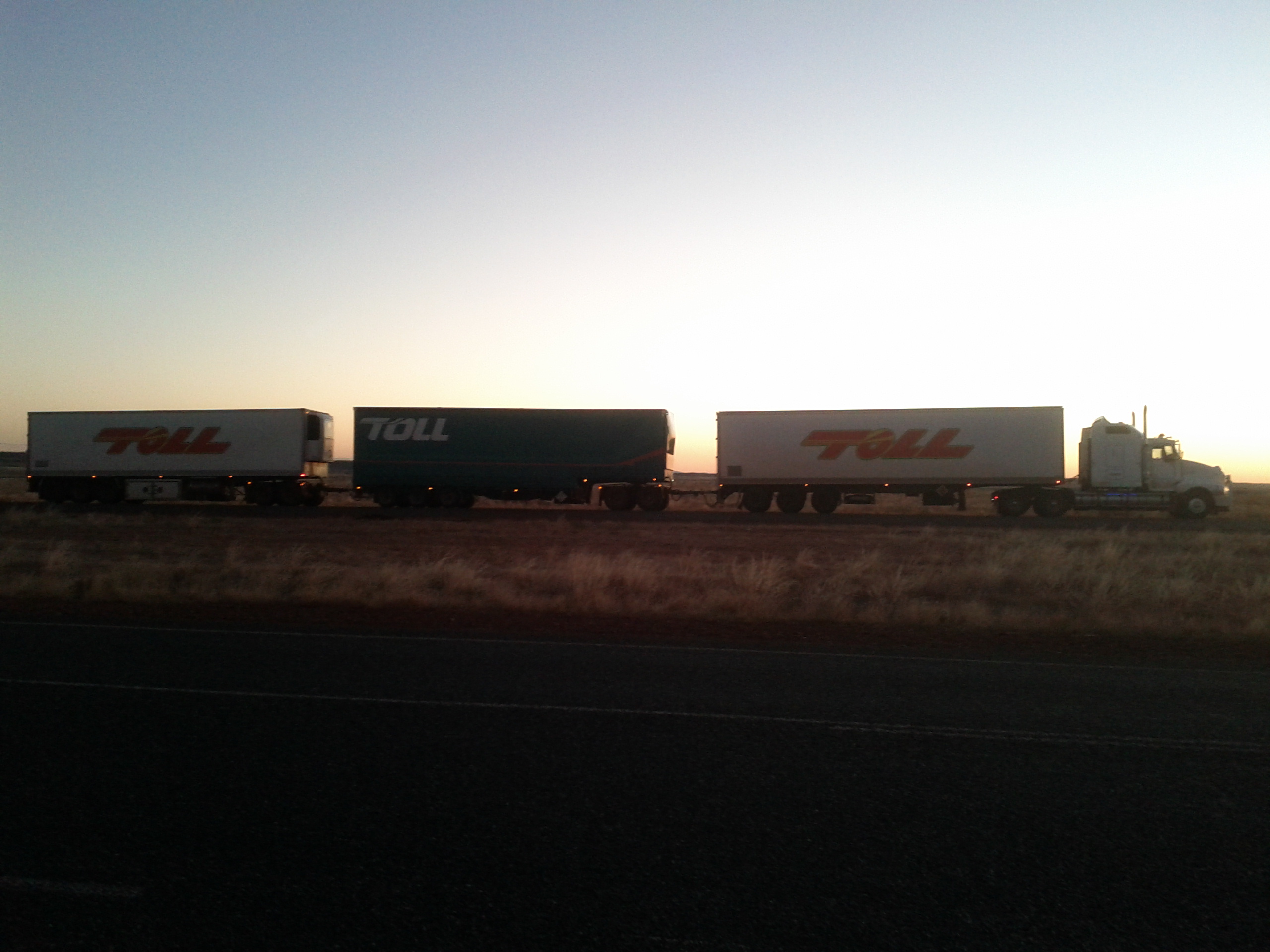 Colonial Freight Lines | Australia | Transport | Hauliers | Equipment