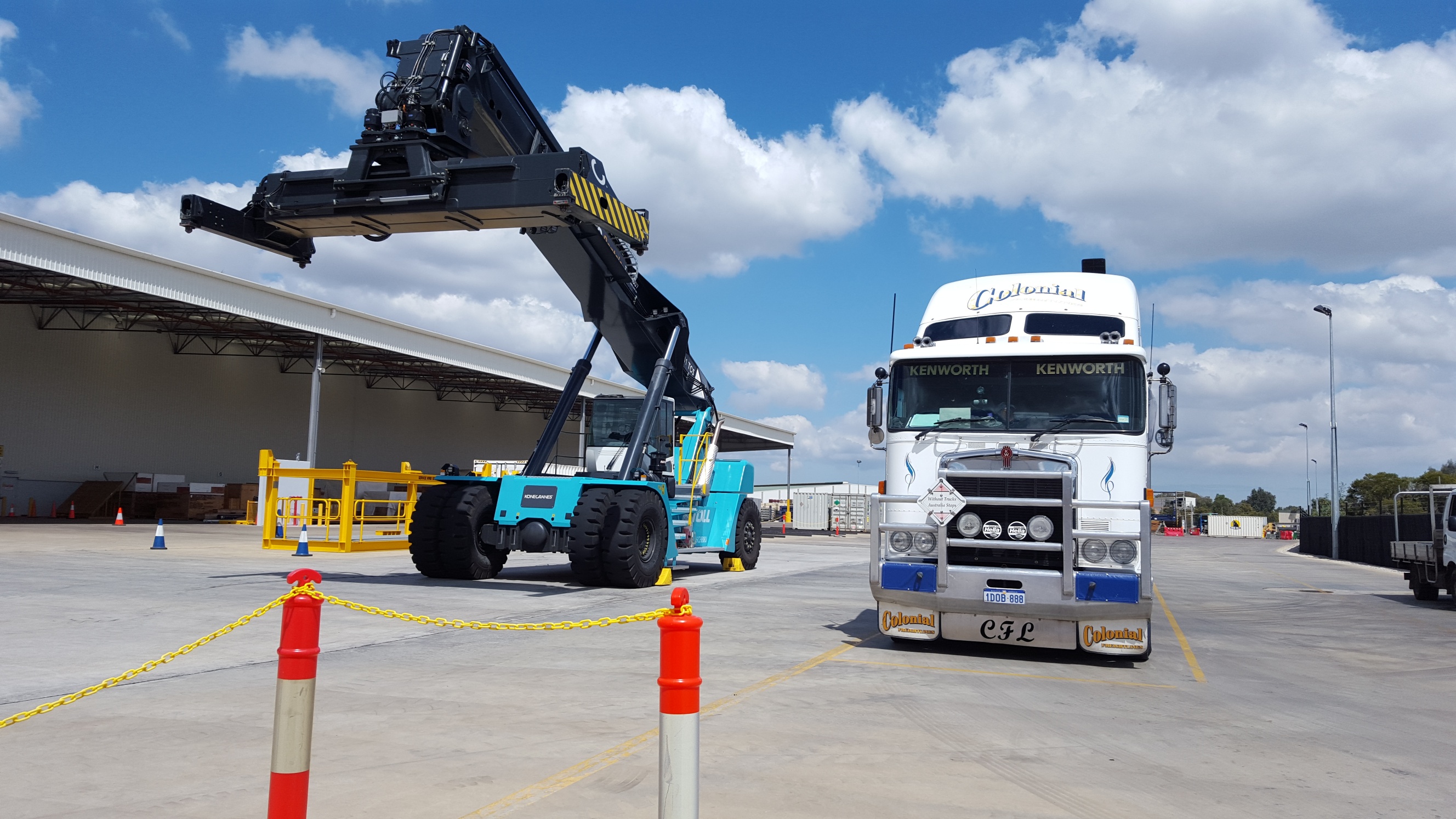 Colonial Freight Lines | Australia | Transport | Hauliers | Equipment