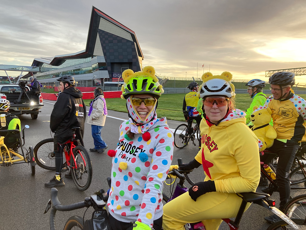 BBC Breakfast TV, Children in Need & Silverstone race circuit 🚴‍♀️ 🎬 📺 📣