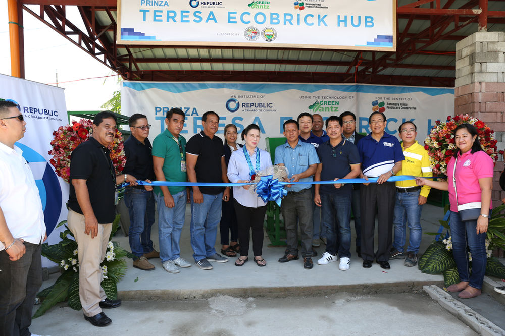 Republic Cement and Green Antz Builders launch first Ecobrick Hub in ...
