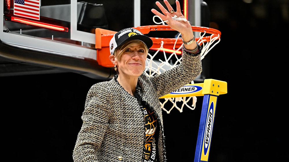 Iowa History Daily: December 6 - Jan Jensen's Basketball Life