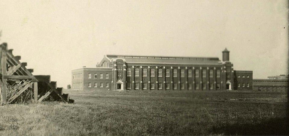 Iowa Time Machine: State Gym (Iowa State) - May 22, 1911