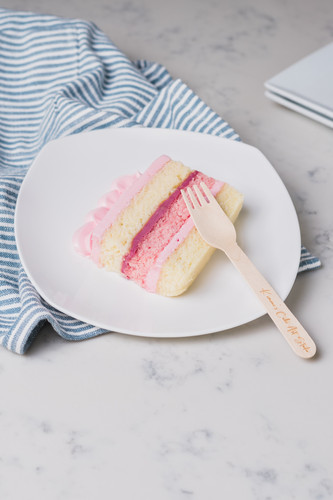 RUBY ROSÉ CAKE SLICE | KimonesCakeArtStudio