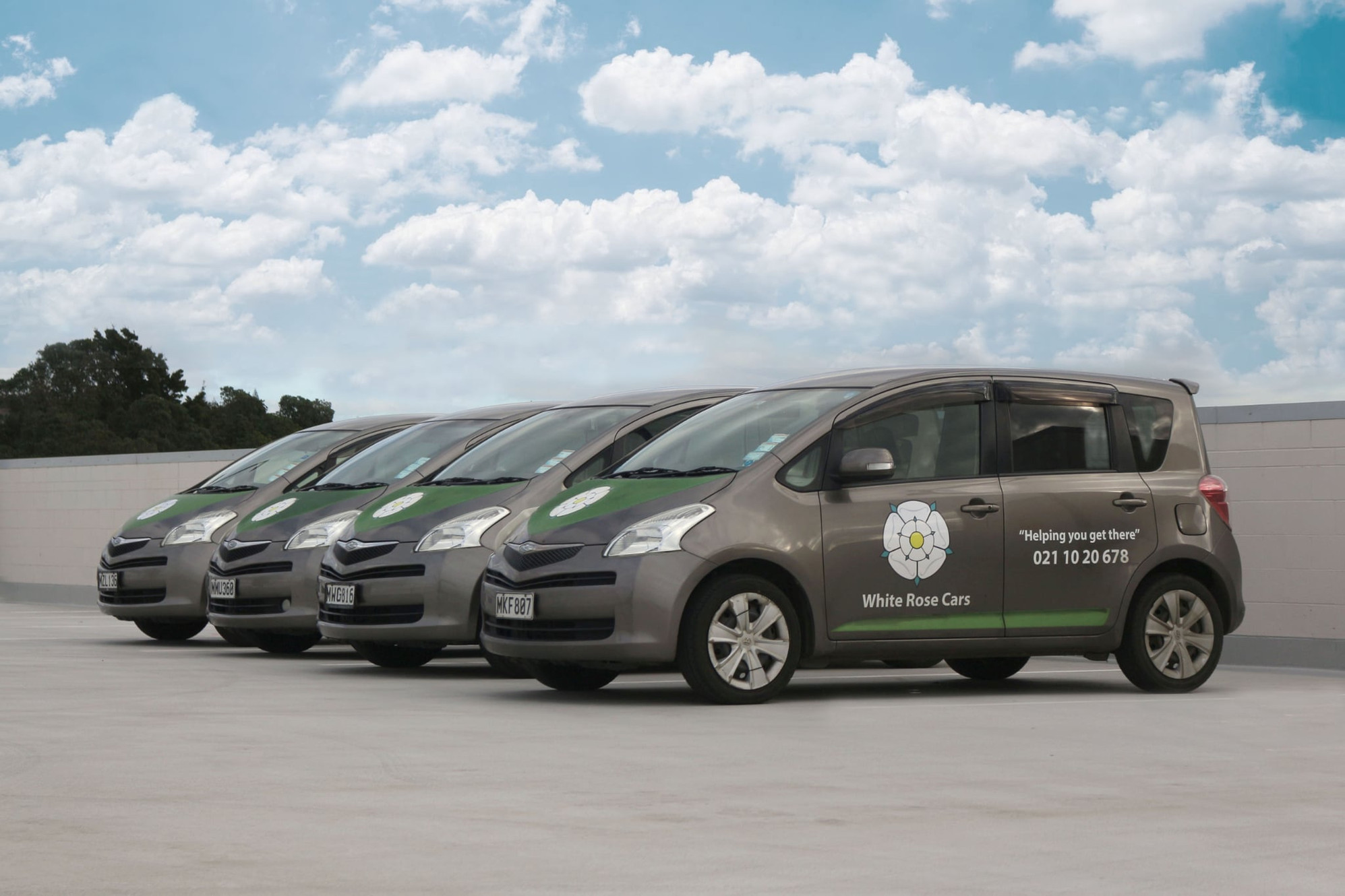 Contact White Rose Cars | Book Your Ride