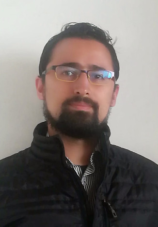 Perfil Profesional | Roger Reyes Oficial