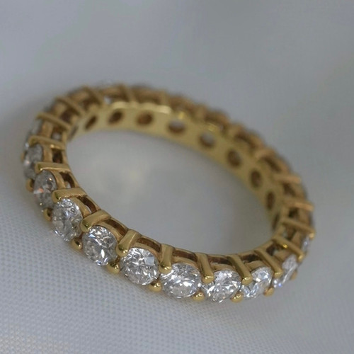 ETERNITY DIAMOND RING | Flashy Jewellery