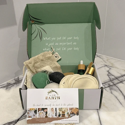 Us + the Earth eco-beauty box | Primrose & Peonies