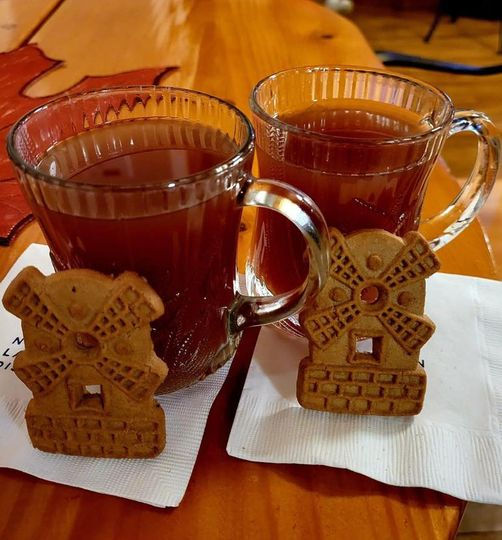 Ginny's Hot Grog (15-20 servings)