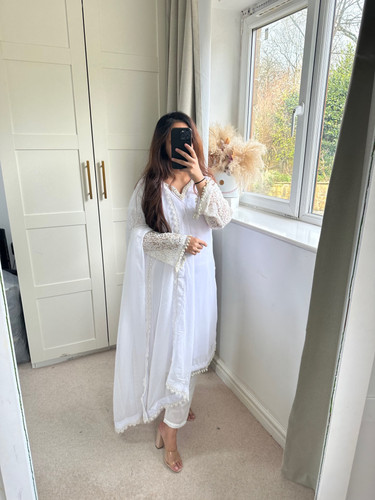 Dalia Chiffon White | Reemaz Boutique