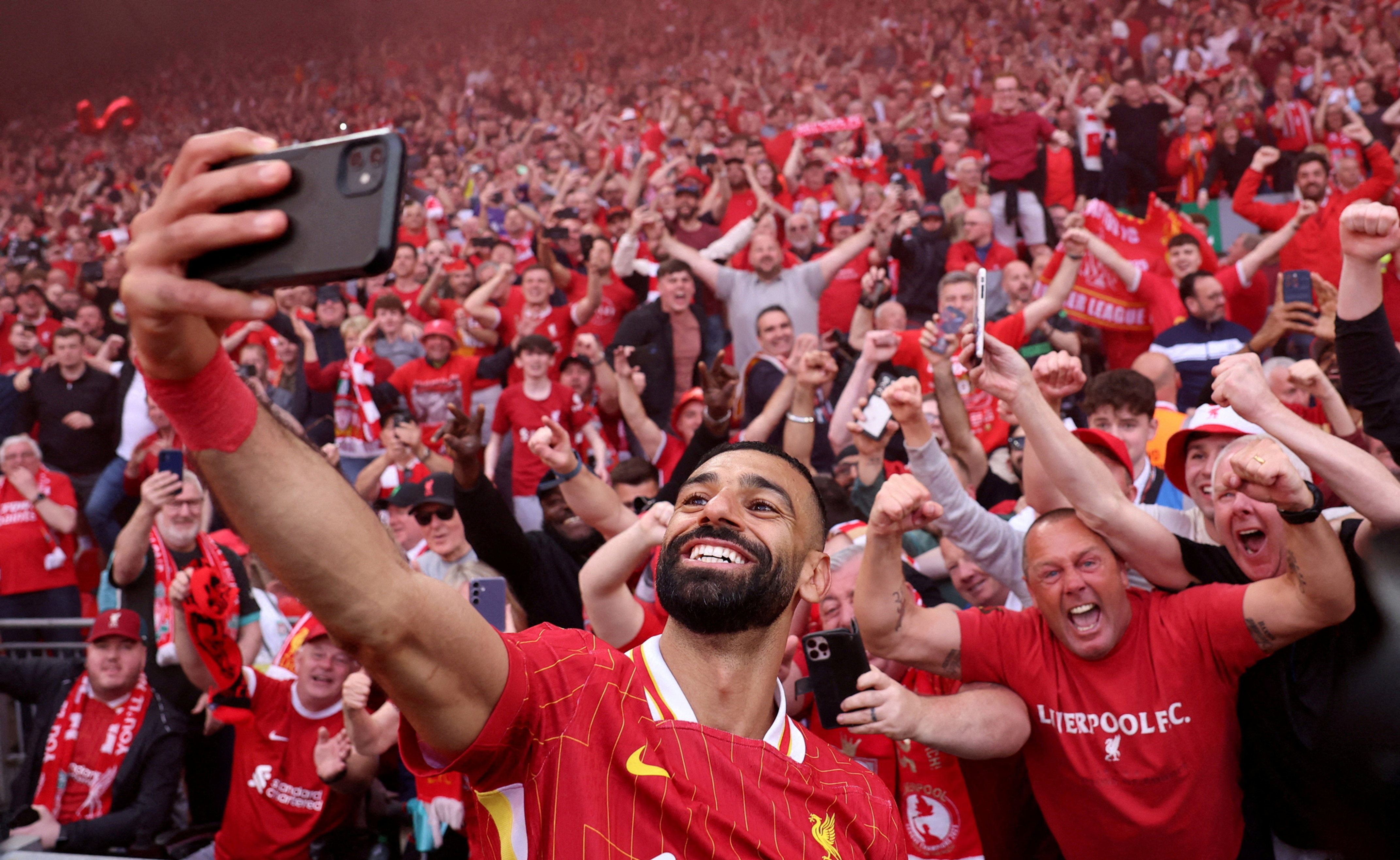 SOCCER: Superstar Forward Mohamed Salah leaving Liverpool at season's ...